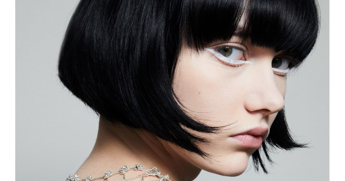 Alien Chic | Όλες οι λεπτομέρειες του beauty look στο Dior Haute ...