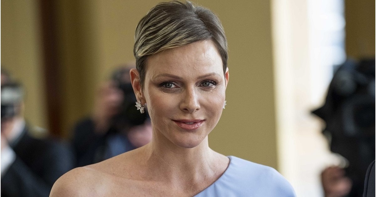 Η πριγκίπισσα Charlene υιοθέτησε την πιο "πολυτελή" απόχρωση του ...