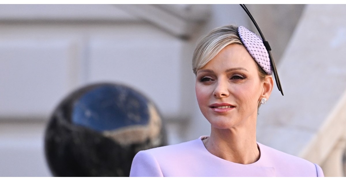 Πριγκίπισσα Charlene | Σπάνια εμφάνιση με το δαχτυλίδι αρραβώνων της ...