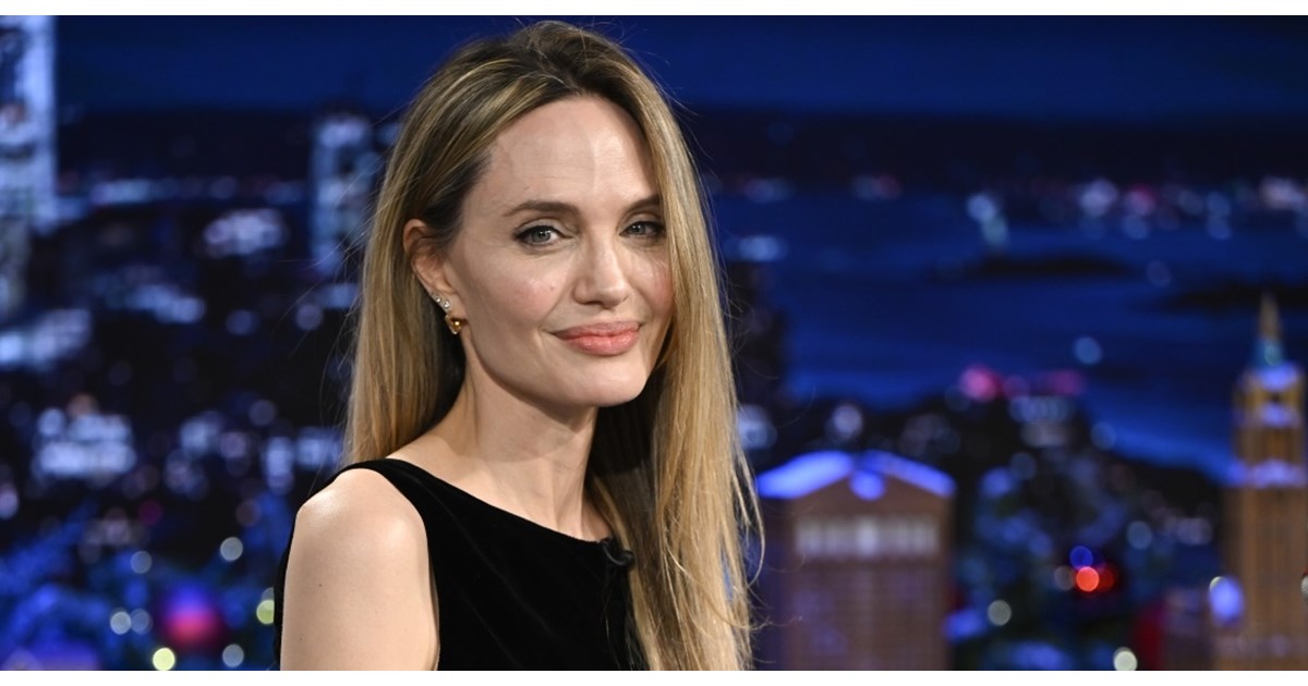 Angelina Jolie | Η παράξενη δουλειά που θα έκανε αν δεν ήταν ηθοποιός