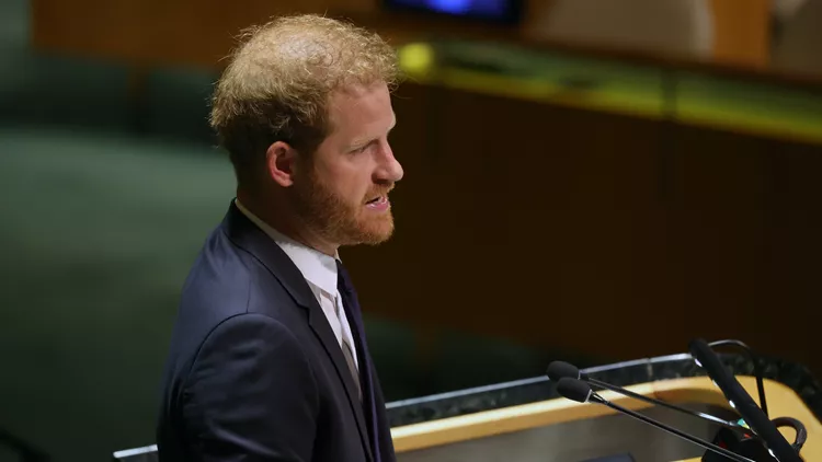 Πρίγκιπας Harry | Τα σημάδια που αποκάλυψαν ότι ένιωθε άβολα κατά τη ...